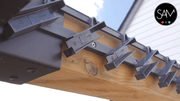 Transform your pergola with the SAMKIT mechanism